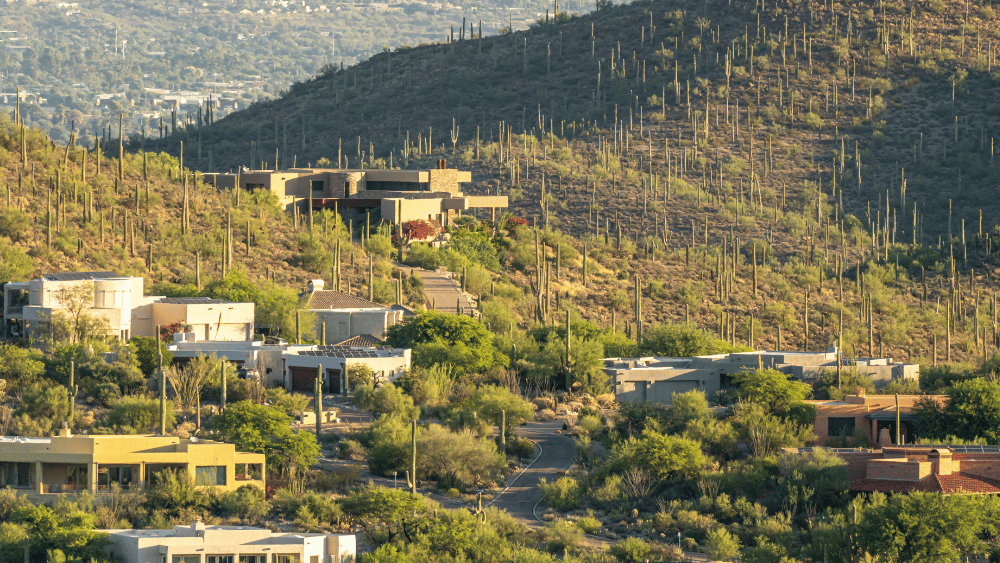 Selling a House in Arizona: Expert Tips to Attract Buyers